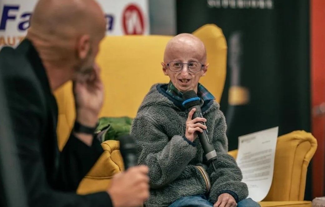 Sammy Basso, o portador mais longevo de progeria - Brasiltimes - Notícias